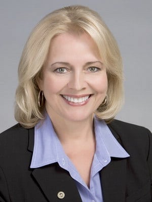 Kathy Weeks, Allen Tate Realtors, Receives Awards - Who's On The Move