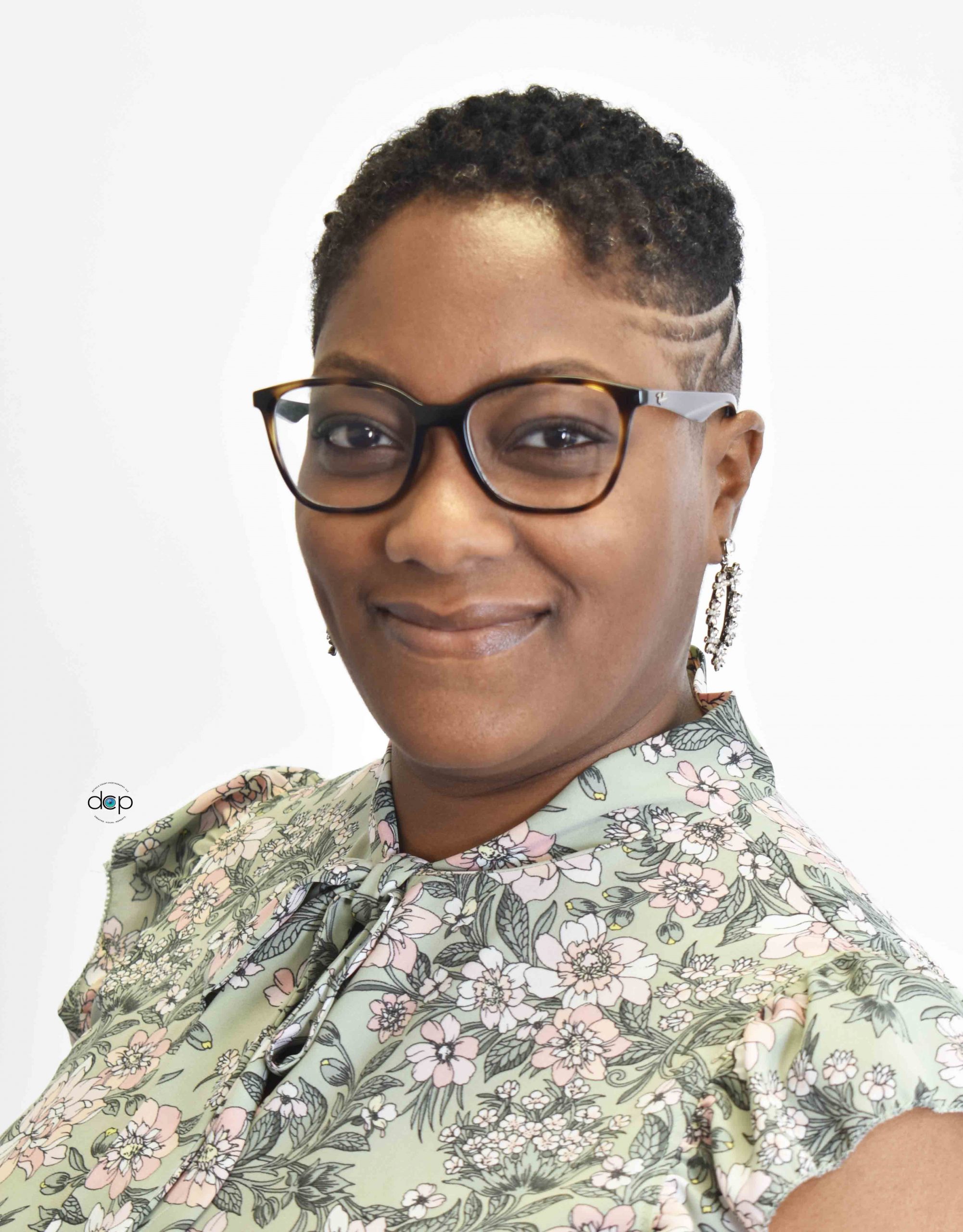 Richland One teacher wins National Advisor Award - Who's On The Move