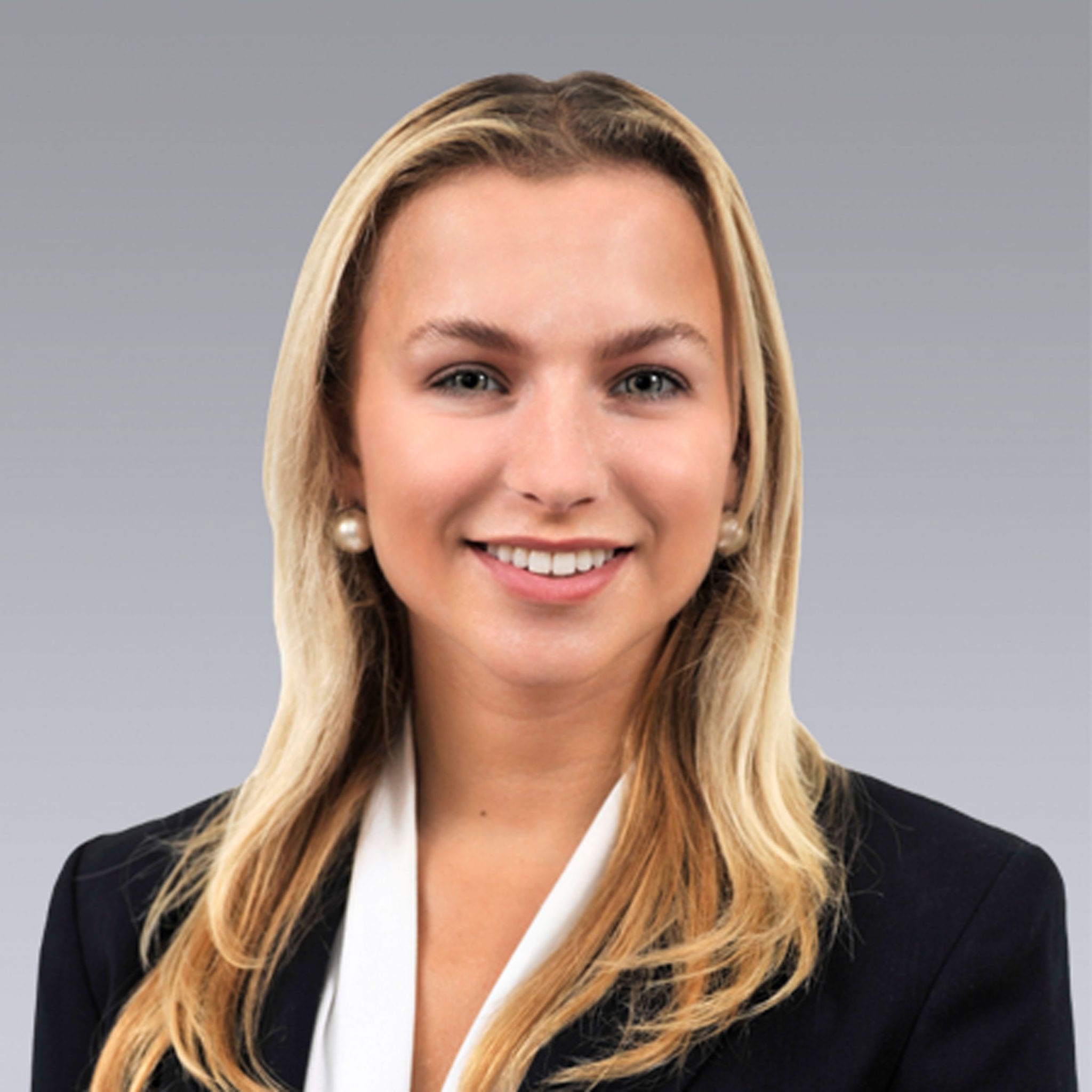 Chloe Heiligenstein transitions to Brokerage Associate at Colliers ...