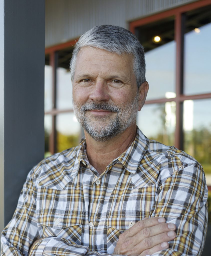 Entrepreneur Minute - Scott Newitt, Firefly Distillery - Who's On The Move