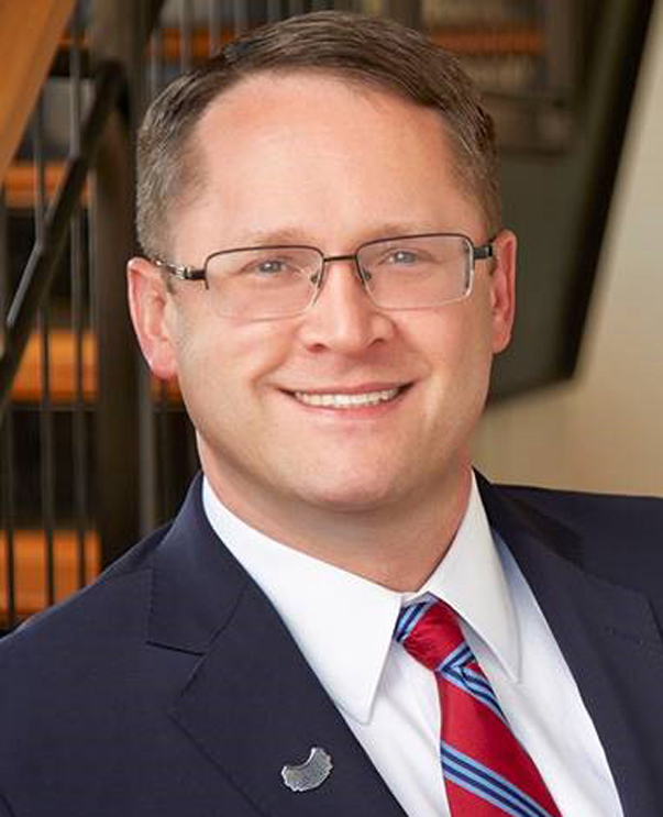 Jack Cohoon receives Civic Star Award from Richland Bar - Who's On The Move