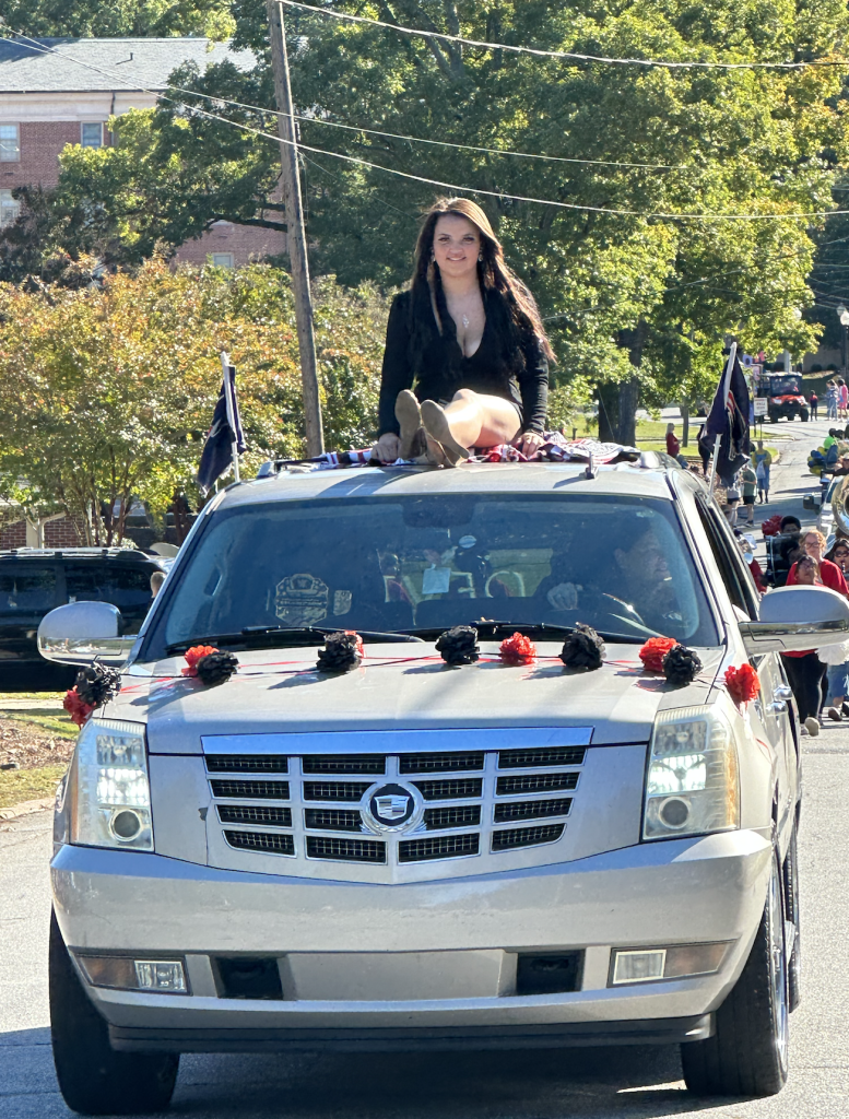 Clinton Homecoming Parade Kicked off Big Night for Red Devils - Who's ...