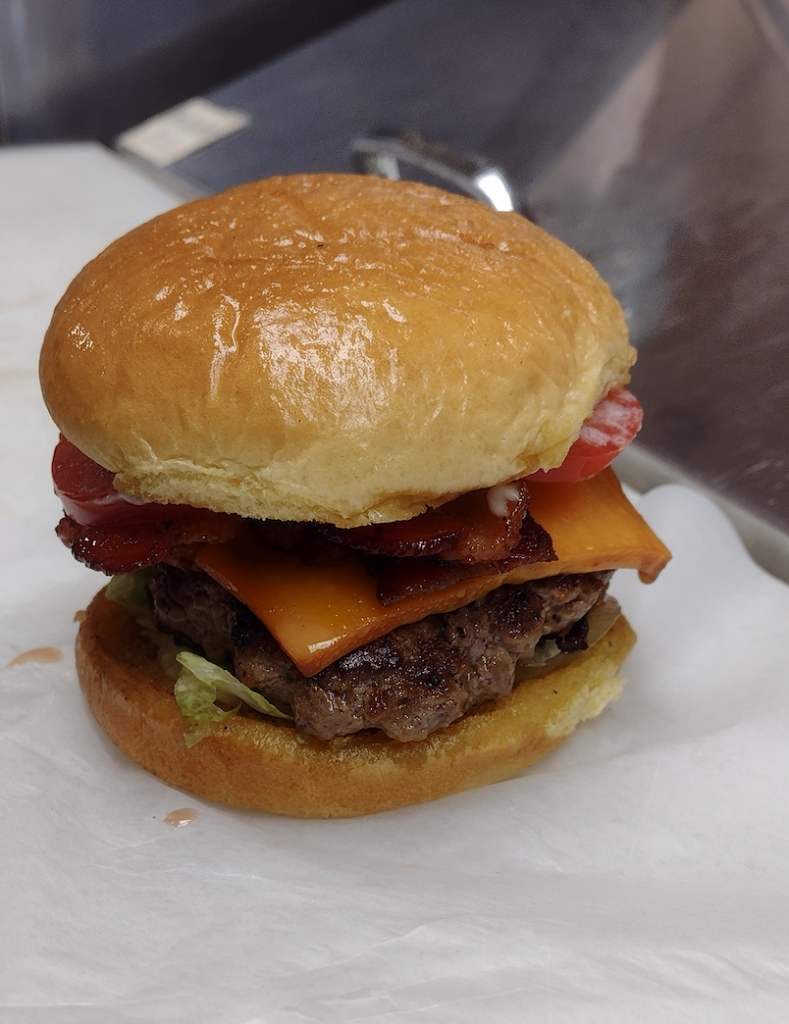 Roc’s Burgers in Clinton to Open Friday January 20 - Who's On The Move