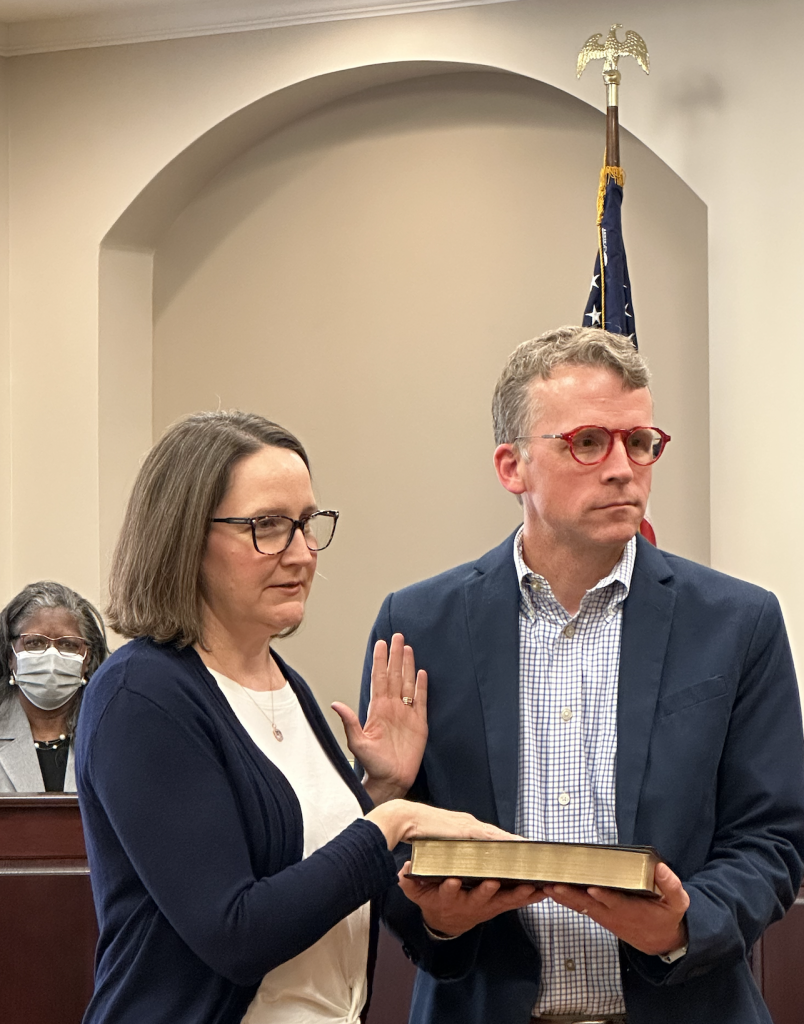 Randy Randall Sworn in as Mayor of Clinton - Who's On The Move