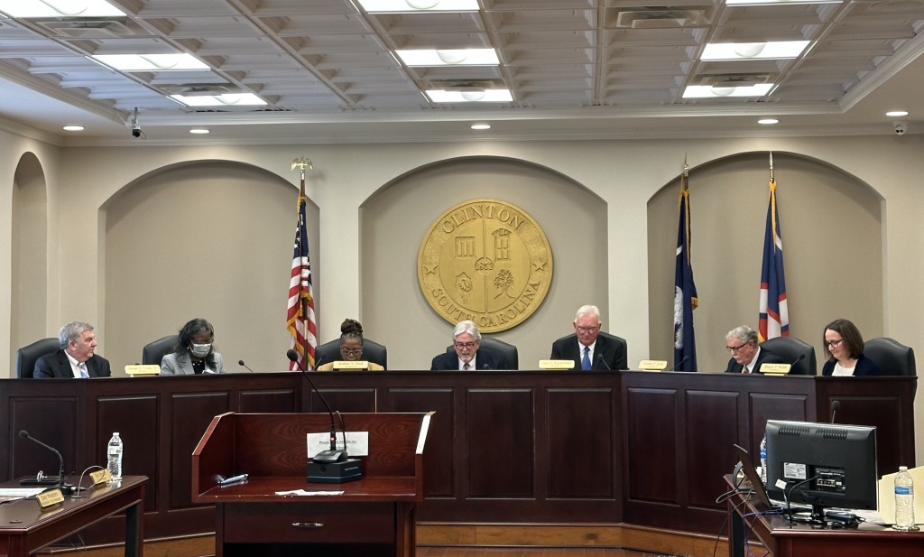 Randy Randall Sworn in as Mayor of Clinton - Who's On The Move