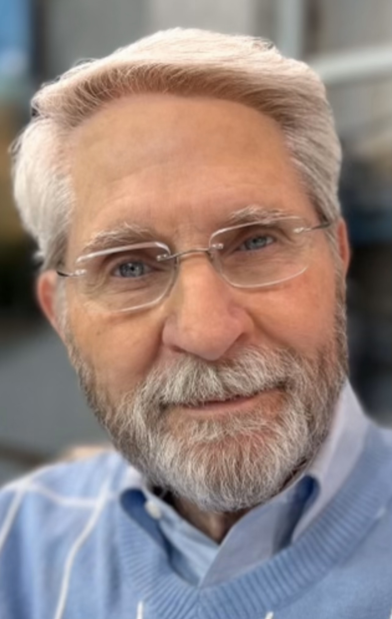 Beloved veteran TV personality, Jack Roper to retire - Who's On The Move