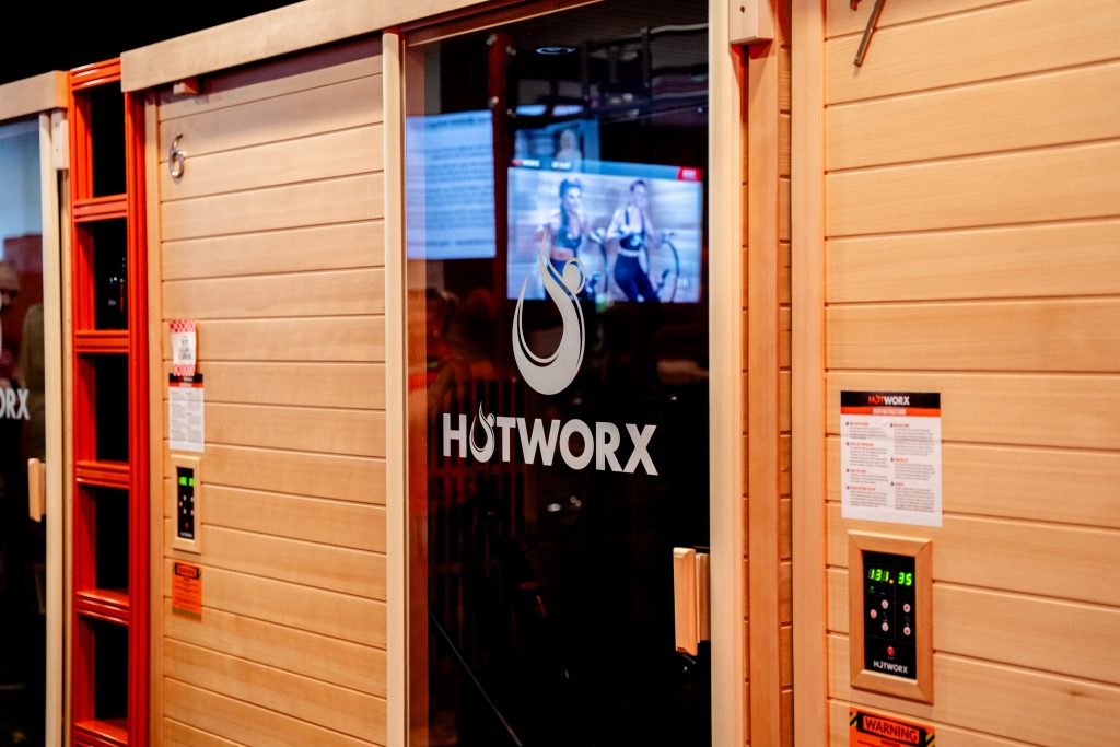 Ribbon cutting ceremony for HOTWORX Fitness Studio in Columbia - Who's ...