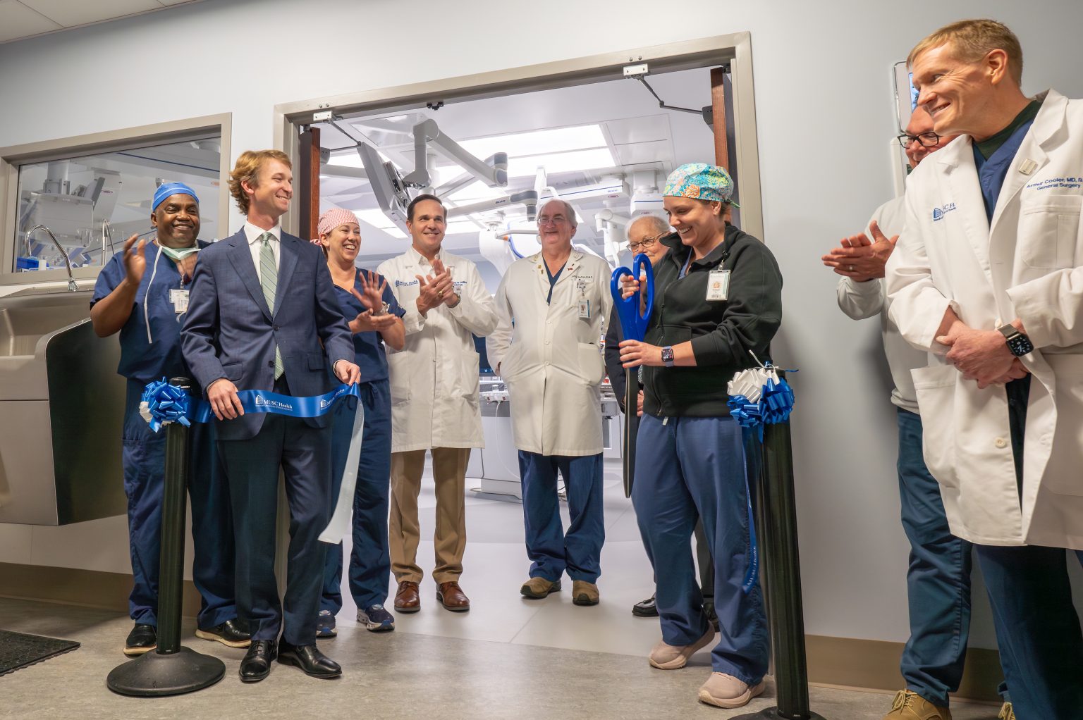 MUSC Health Columbia Medical Center Downtown opens new hybrid operating ...