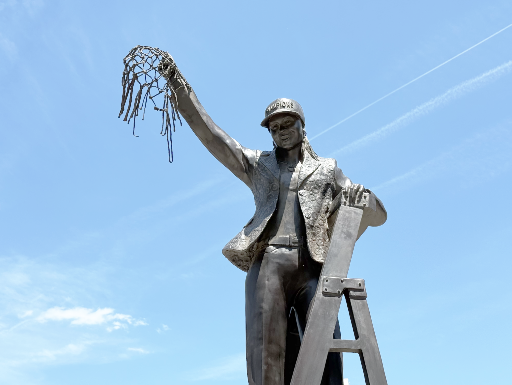 Dawn Staley statue unveiled in Columbia, SC - Who's On The Move