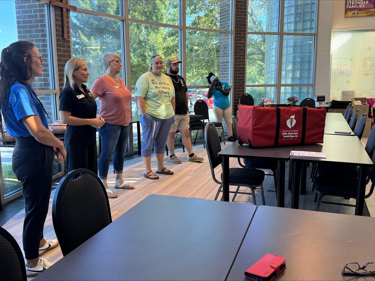American Heart Association donates CPR training kits to YMCA of Sumter ...