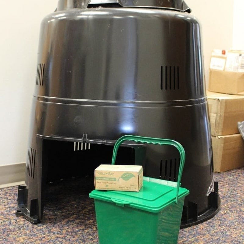 Compost bins, countertop food receptacles available for backyard ...